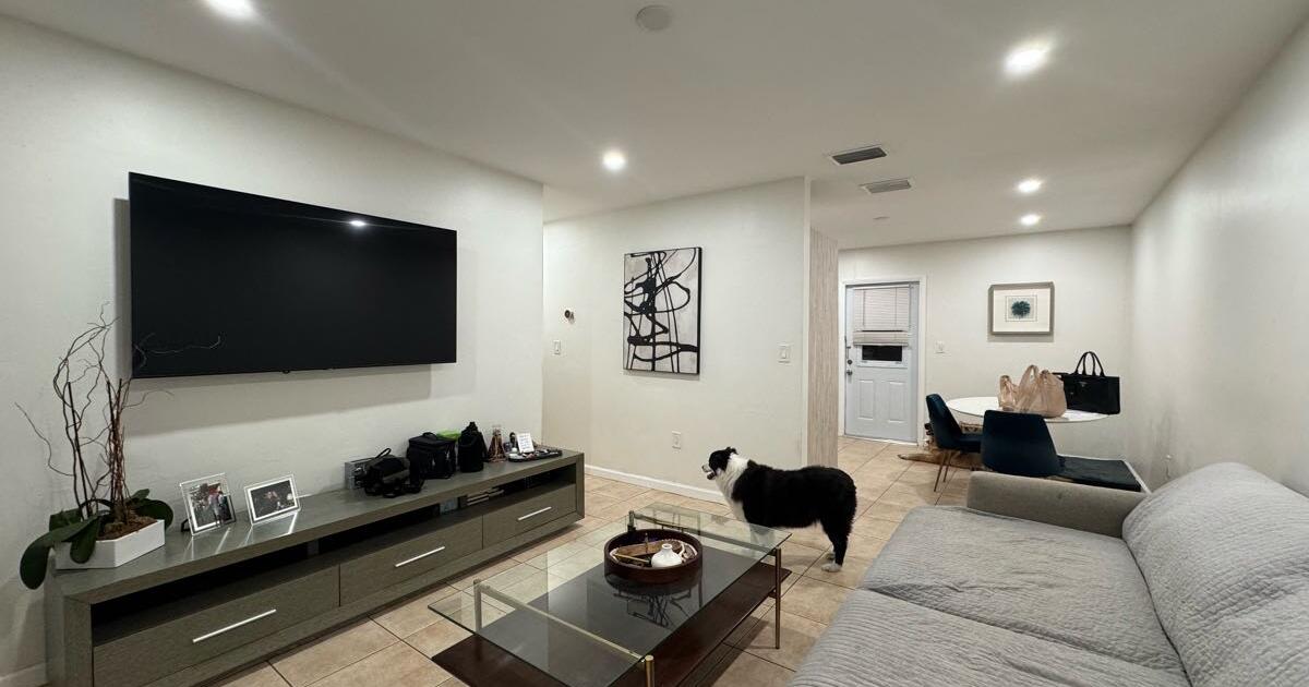 Duplex for rent starting March 1st for $2800 in Miami, FL | For Sale & Free — Nextdoor