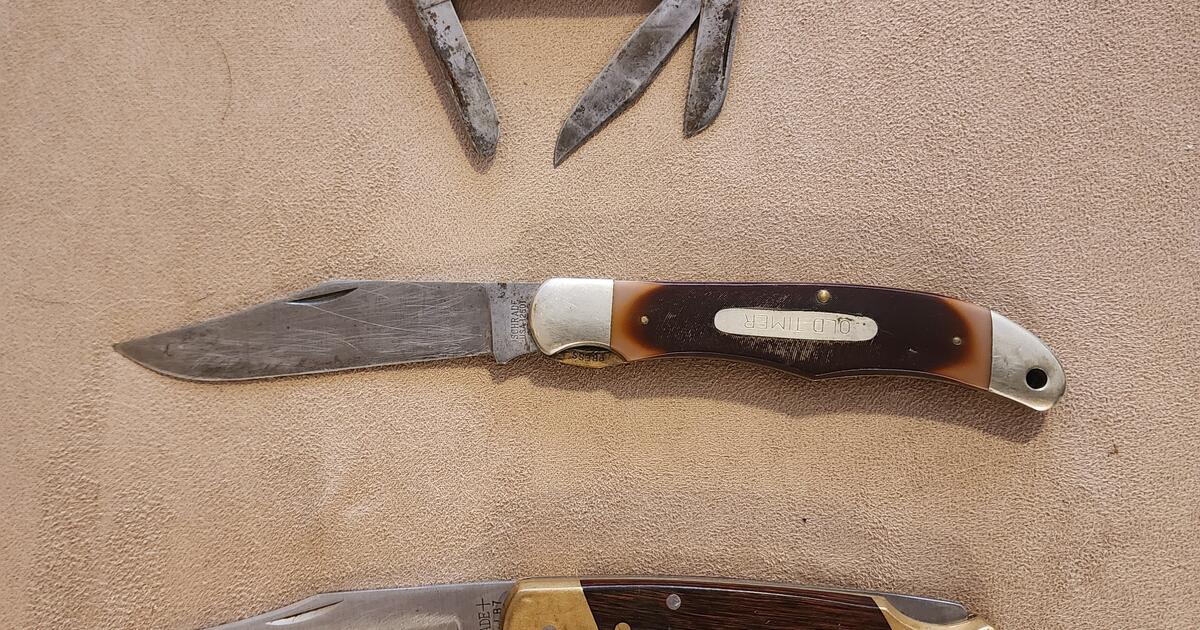 Three Antique Pocket Knives Schrade 1250T Schrade+ LB7 Uncle Henry ...