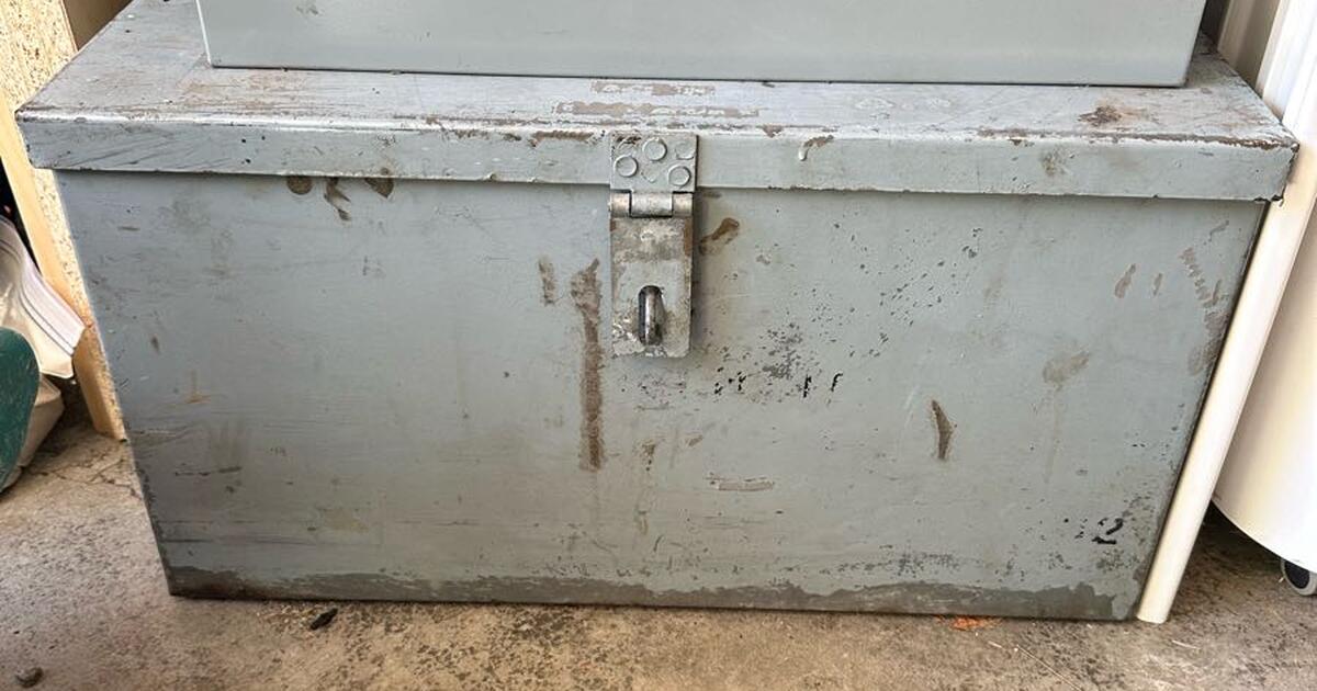 2 large metal boxes with handles for $10 in Bellevue, WA | For Sale ...