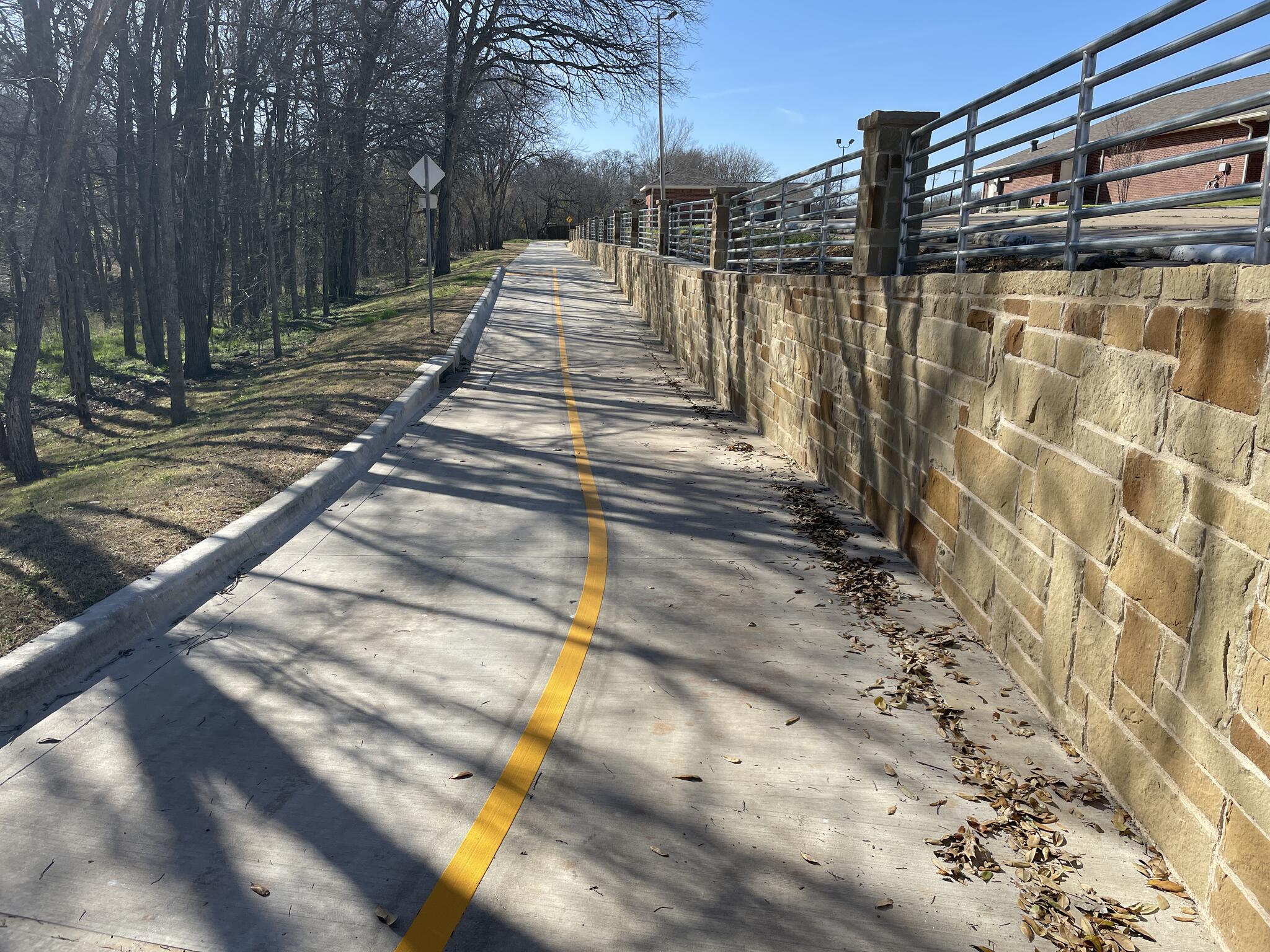 Construction of the Hedgcoxe Undercrossing Trail connecting Plano and ...