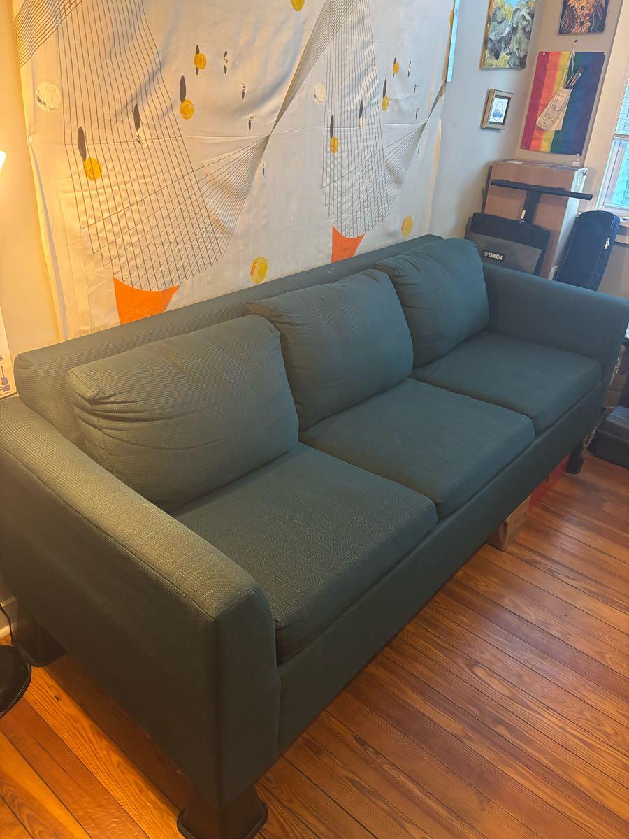 Green pullout Sofa for $300 in Savannah, GA | For Sale & Free — Nextdoor