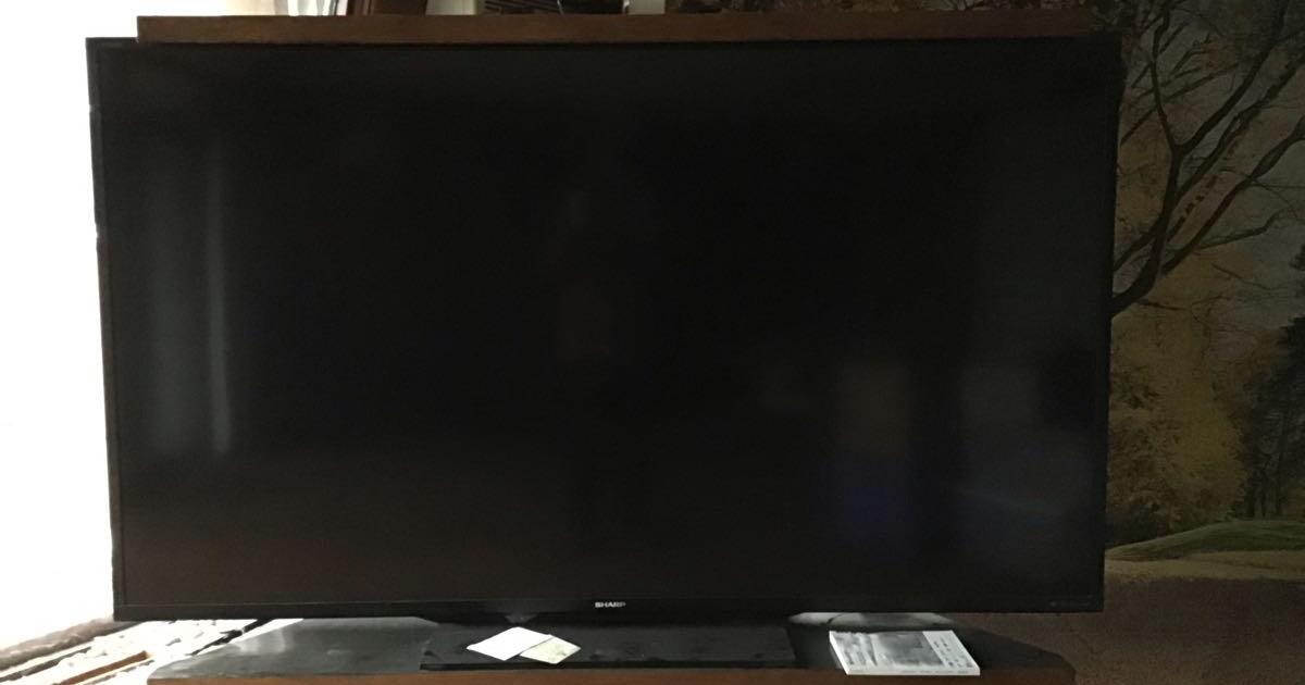 90 inch Sharp flat screen smart TV for Free in Mount Prospect, IL | For ...