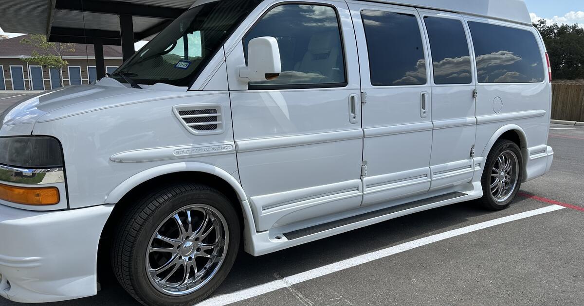 2012 Chevrolet Southern Comfort Conversion Van – 7-Pass Elite Edition ...
