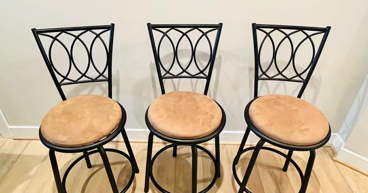 Kitchen Bar Stools for $35 in Richmond, VA | For Sale & Free — Nextdoor