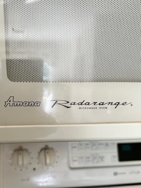 Amana Radarange Microwave Oven Cream Used Built-In for $40 in West Lawn ...