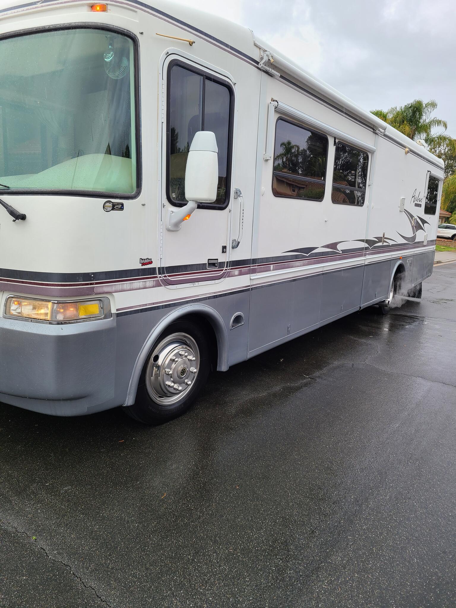 REXHALL AERBUS MOTORHOME, CLASS A, 36', 2004, 62,000 MILES for $25000 ...