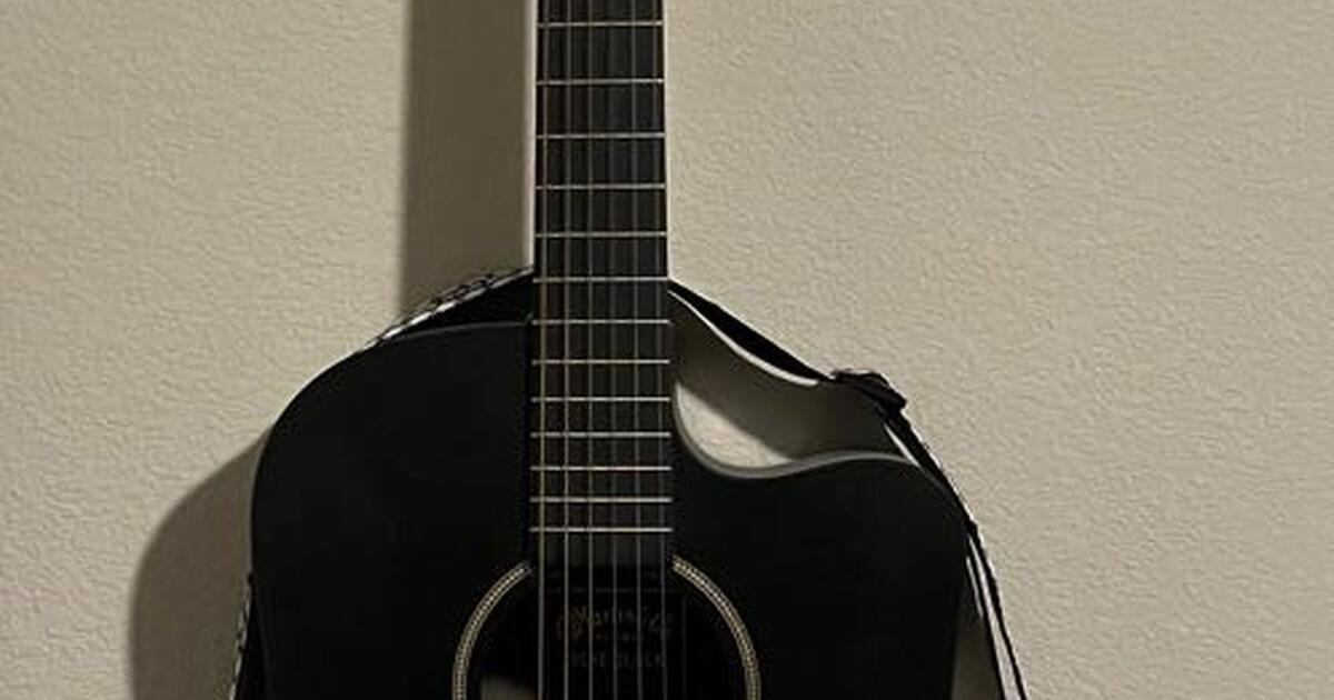 Martin & Co DCXE Black Acoustic Electric Guitar for $400 in Las Vegas ...