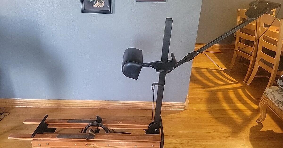 Classic NordicTrack Cross Country Skiing Exercise Machine for $20 in ...