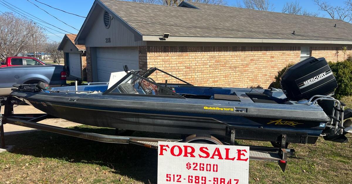 18’ Astro bass boat for $2600 in Kingsland, TX | For Sale & Free — Nextdoor