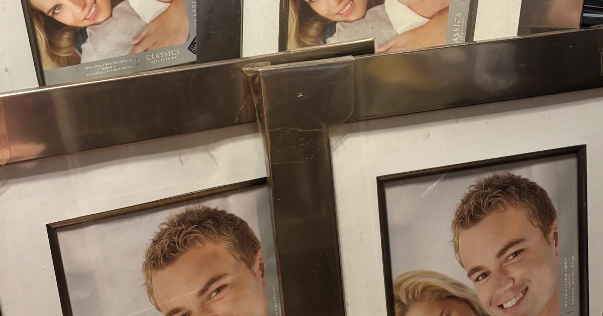 16x20 Picture Frames for $15 in Roanoke, VA | For Sale & Free — Nextdoor