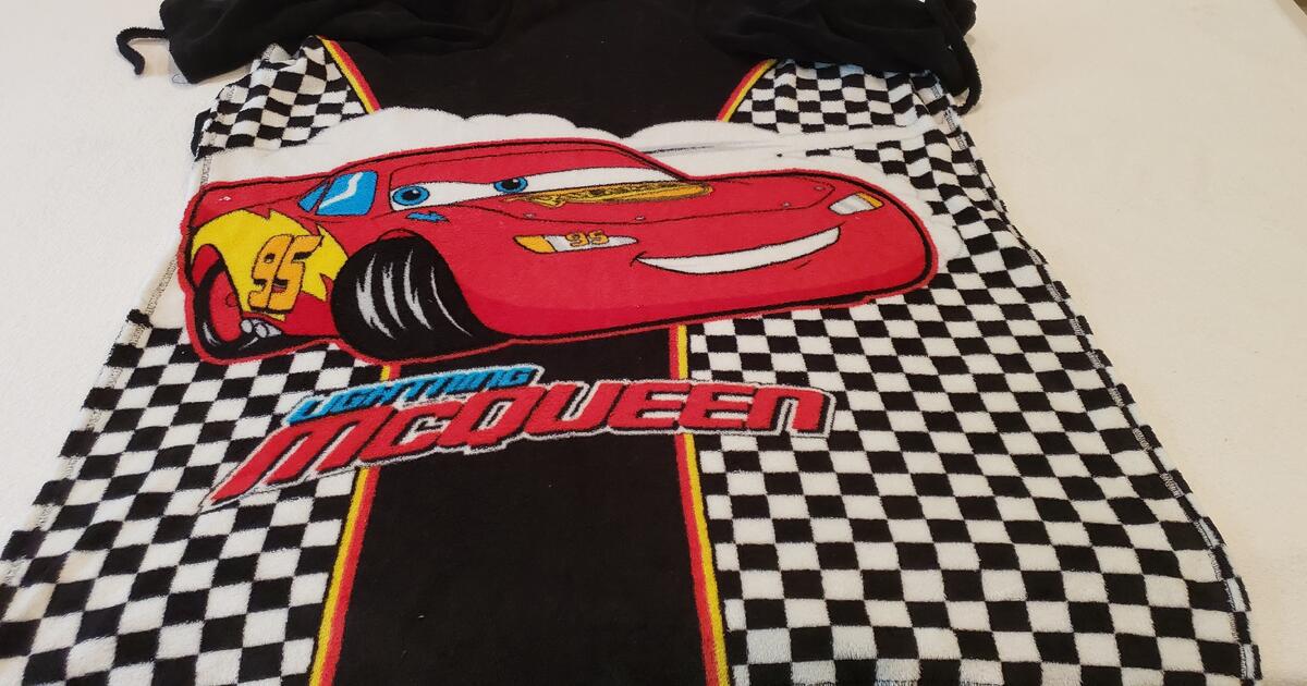 Lightning McQueen Robe for $10 in Greer, SC | For Sale & Free — Nextdoor