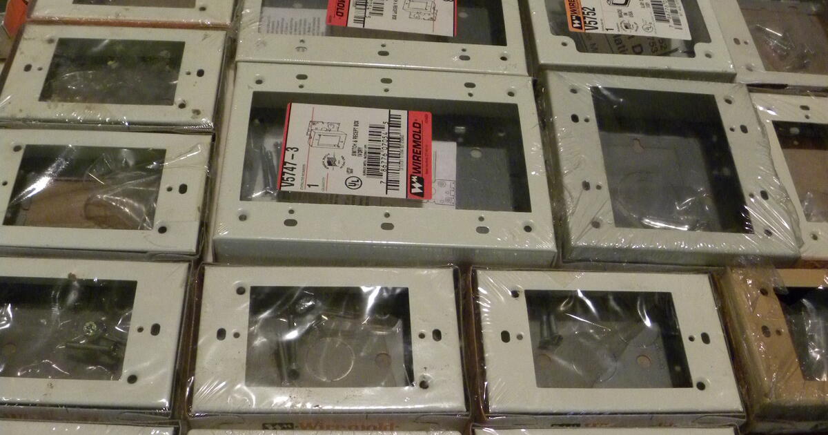 WIREMOLD / Assorted boxes and fitting's (NEW) 70 pcs. in all for $60 in ...