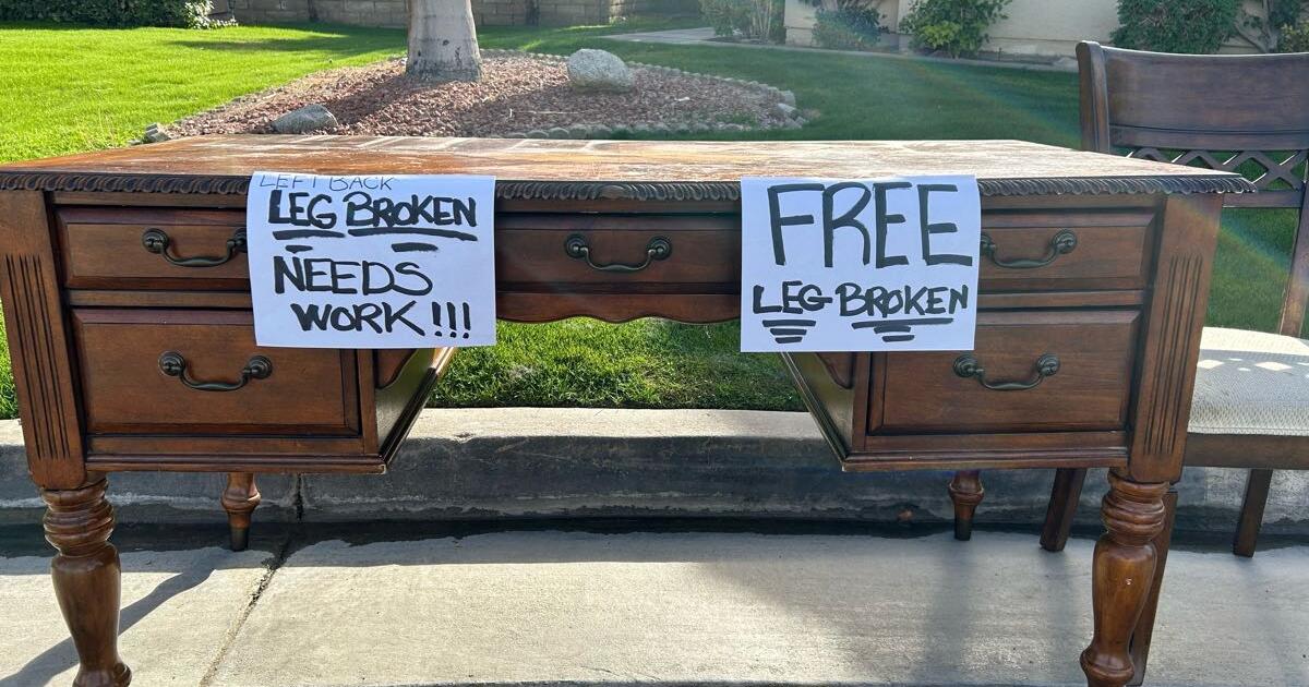 Wooden Desk - Leg Broken, Needs Work for Free in Indio, CA | For Sale ...