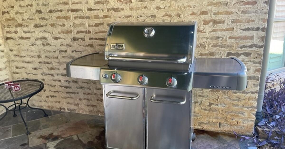Weber Stainless Steel Gas Grill with cover $400 for Free in Frisco, TX ...