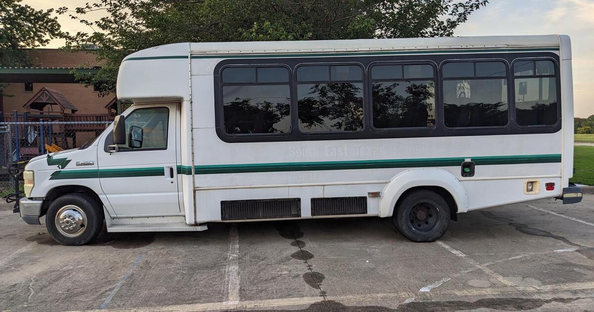 2010 Ford Econoline E450 Cutaway Style Bus/Van for $12000 in Plano, TX ...