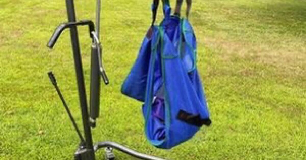 New Hoyer's Manual Hydraulic Lift New with Lift Sling. for $140 in The ...