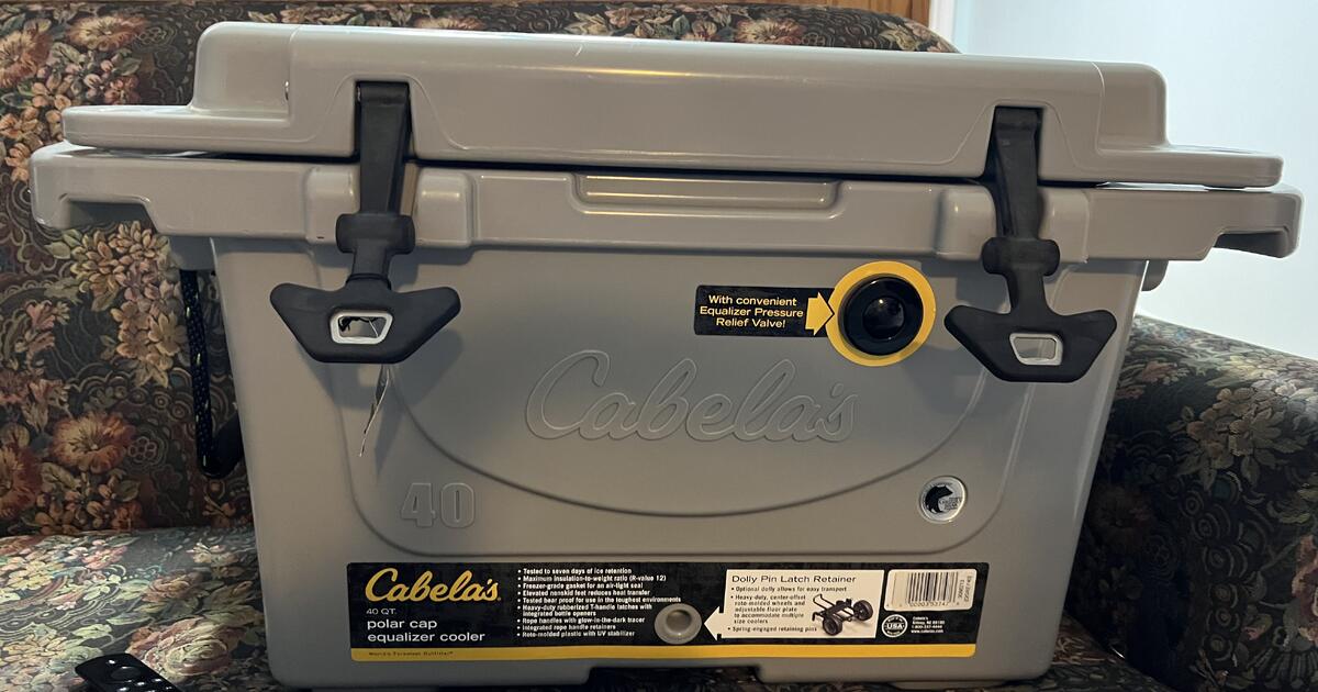 Cabelas 40 quart polar cap equalizer cooler -brand new for $140 in ...