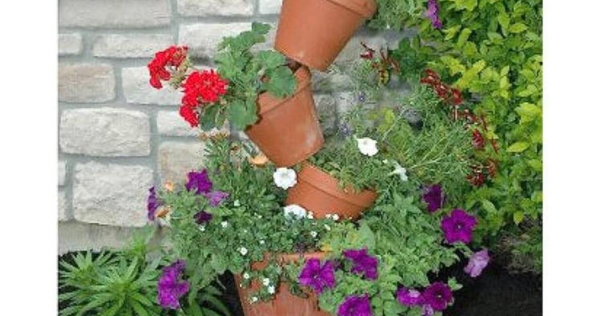 Flip Flop Flower Pot, stand only, pots not included for $10 in San ...