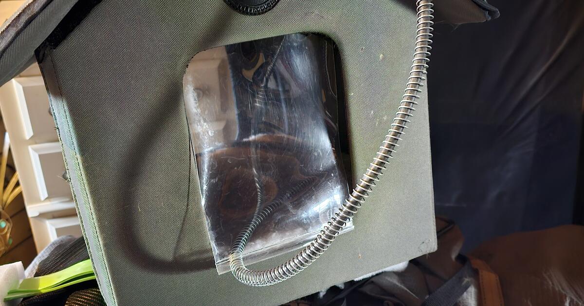 K&H Pet Products Heated Shelter for $30 in Brooklyn, MI | For Sale & Free — Nextdoor