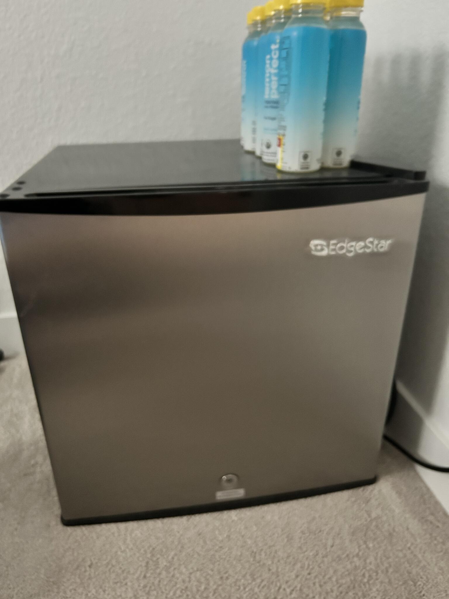 EdgeStar CRF150SS-1 - Compact Refrigerators 1.1 Cubic Feet for $130 in ...