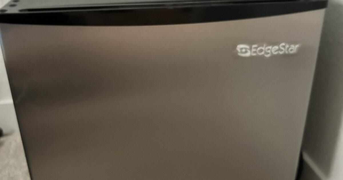 EdgeStar CRF150SS-1 - Compact Refrigerators 1.1 Cubic Feet for $130 in ...