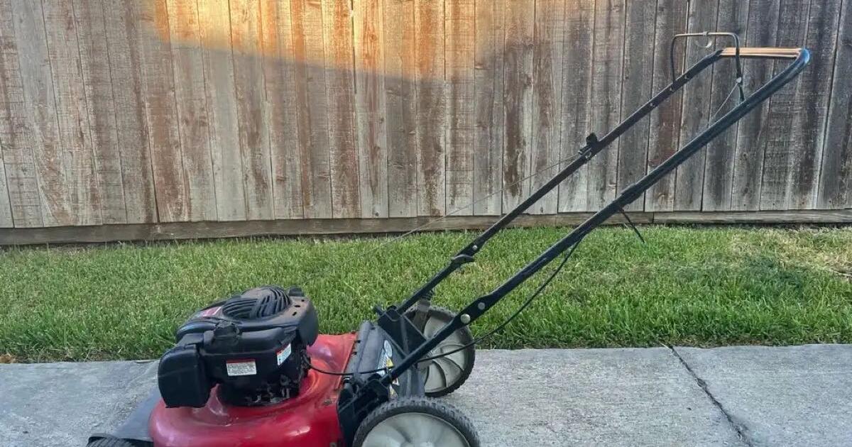 BRIGGS & STRATTON® 550 series Lawn Mower for $40 in Carrollton, TX ...