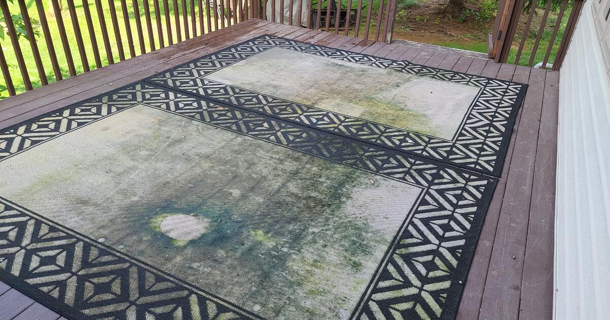 2 outdoor rugs curb pick up for Free in New Cumberland, PA | For Sale ...