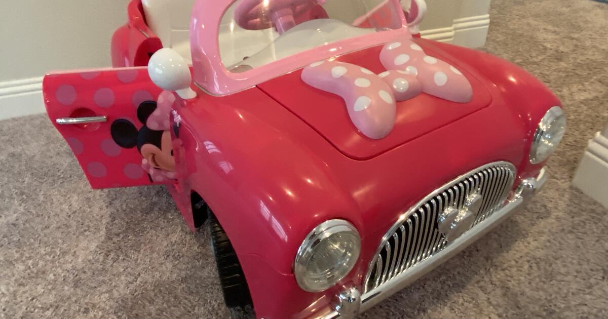 Disney Minnie Girls car 6-Volt Battery-Powered Electric Ride-On by ...