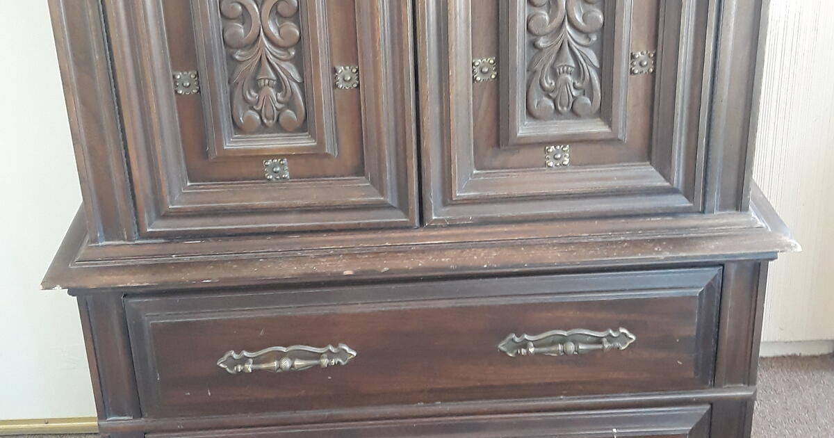 Bedroom Chester drawer for $50 in Sun City, CA | For Sale & Free — Nextdoor