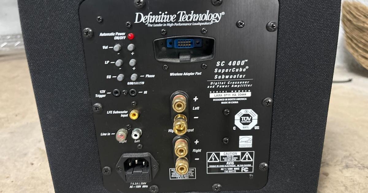 Definitive Technology SC 4000 SuperCube Subwoofer for $200 in San ...