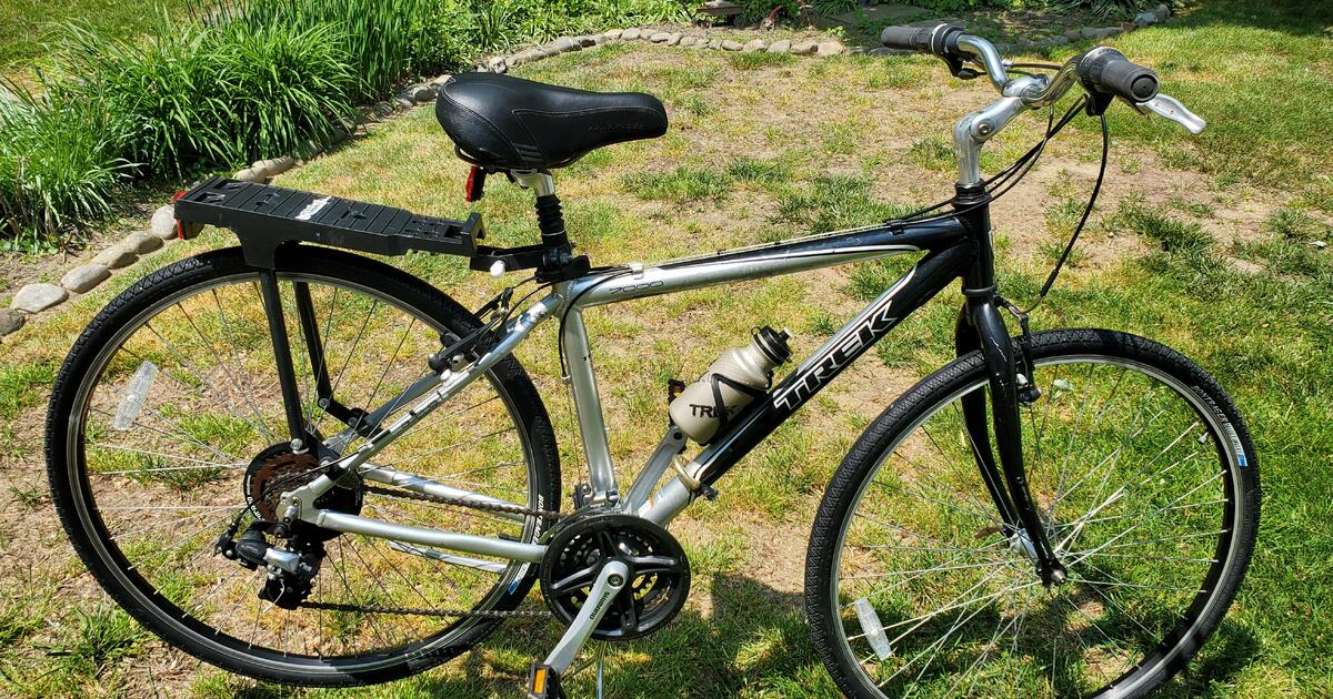 Pre-owned Trek 7000 Men's Hybrid for $160 in Broomall, PA | For Sale & Free — Nextdoor