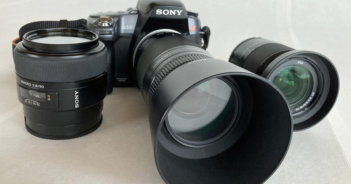 Sony Alpha 550 DSLR Digital Camera with accessories for $385 in Verona ...