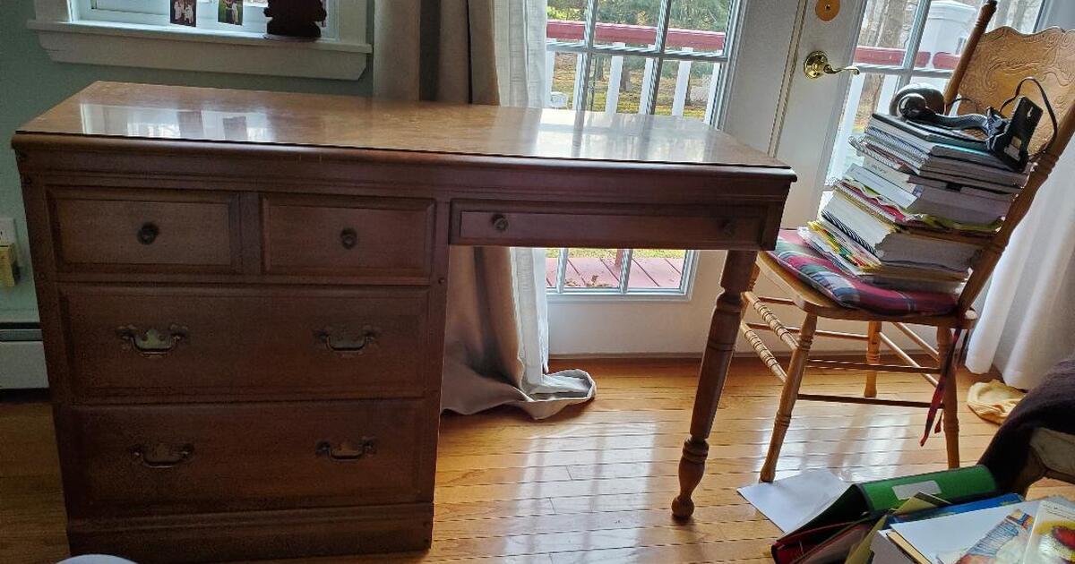 Classic Student Desk for Free in Pound Ridge, NY | For Sale & Free ...
