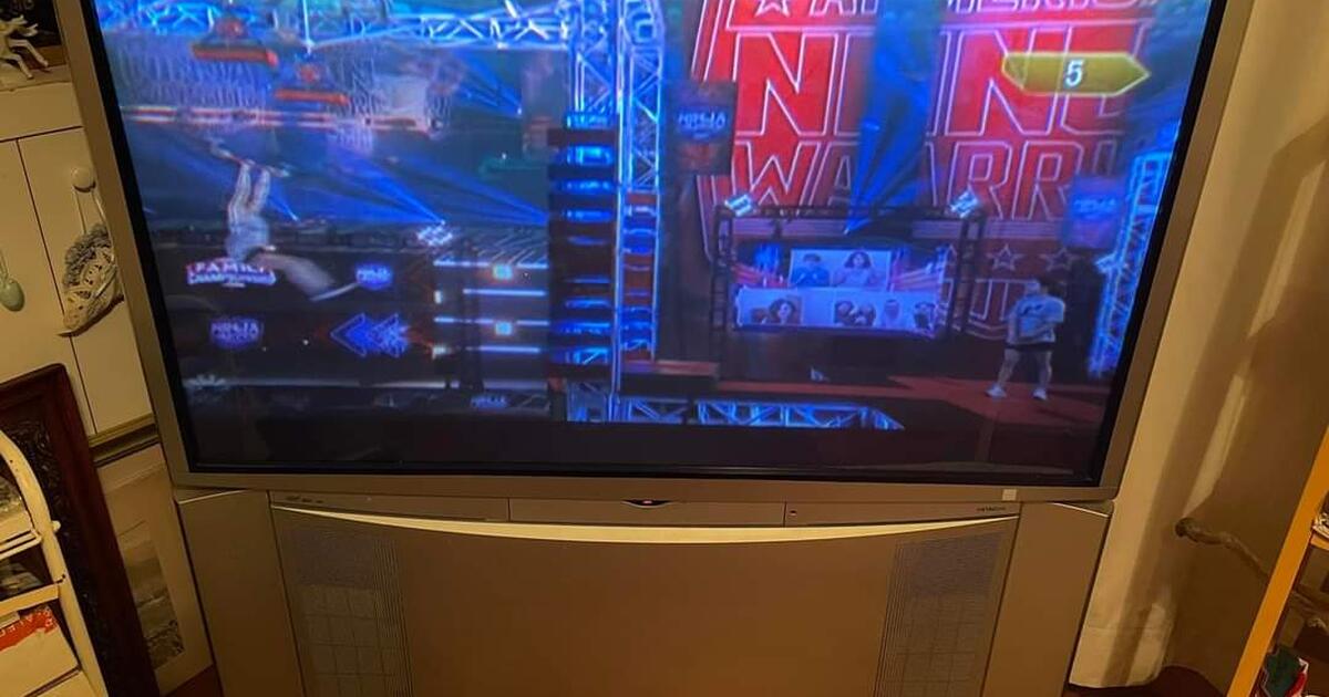 51” Hitachi projection TV for Free in Pontiac, MI | Finds — Nextdoor