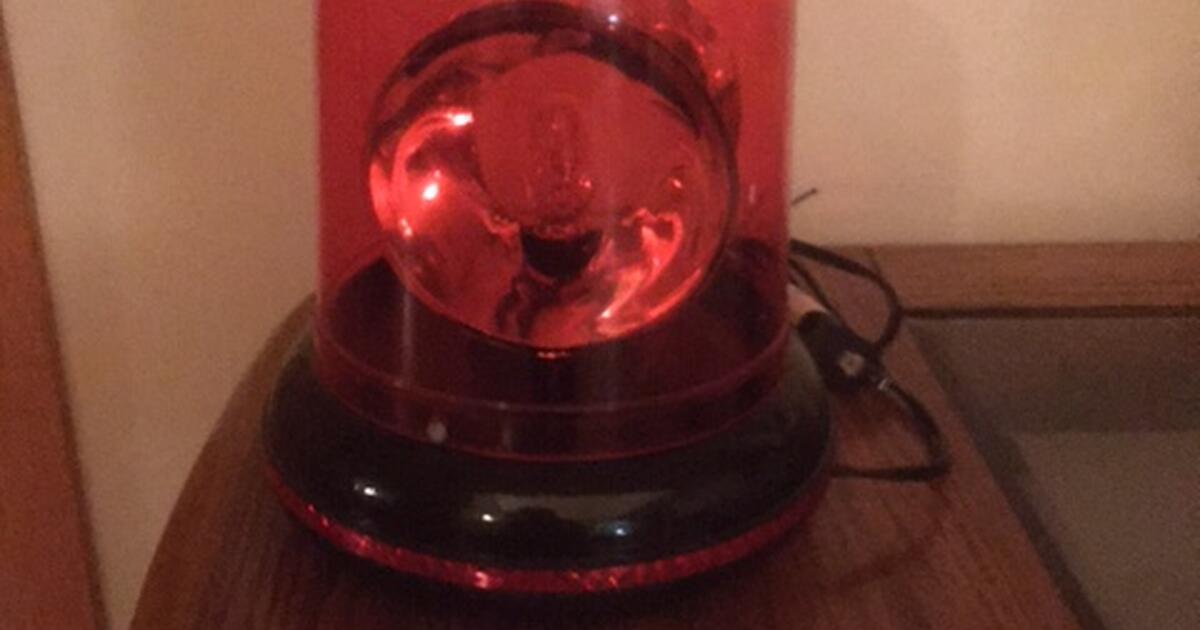 Rotating Red Light (no sound) - FREE for Free in Glencoe, IL | For Sale ...