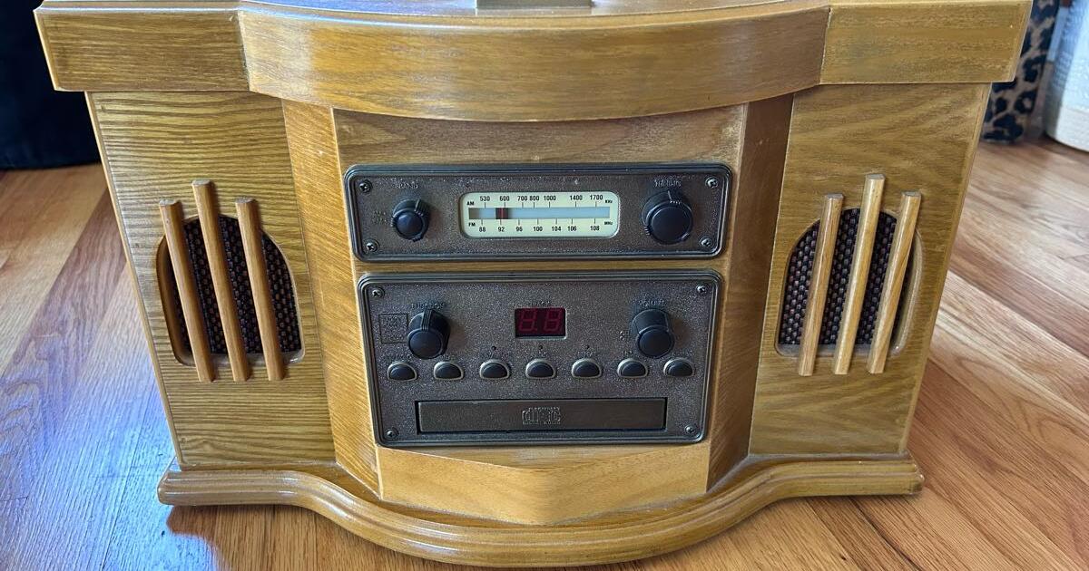 Spirit of St. Louis Phonograph Record Player CD Tape Player Radio AM/FM ...