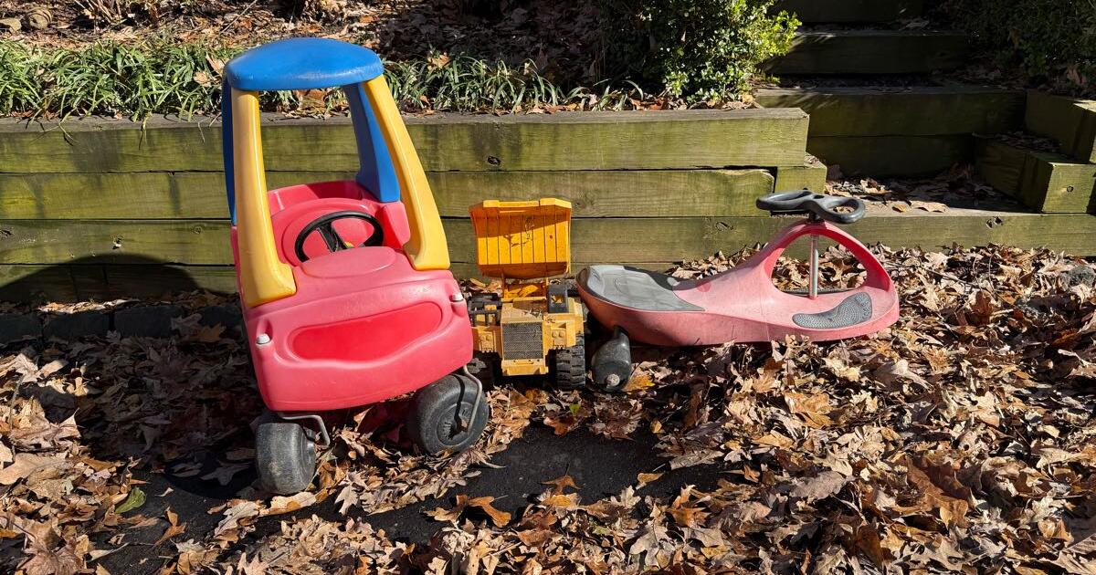 FREE curb items - ride-on power wheels UPDATED for Free in Atlanta, GA ...