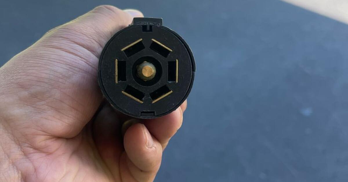 Curt wireless brake controller for $70 in Blaine, MN | For Sale & Free ...