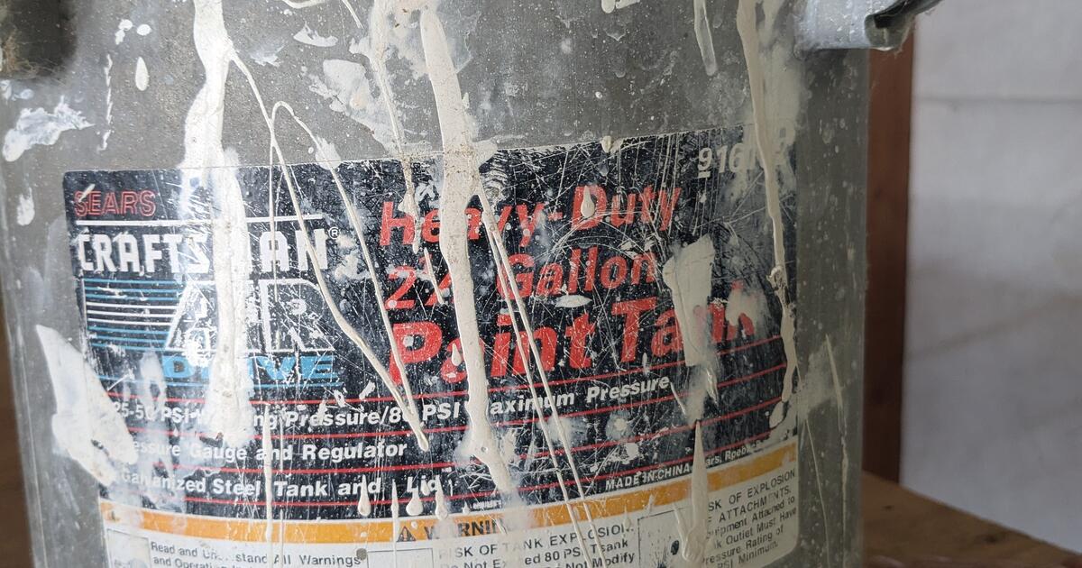 Craftsman Heavy Duty 2 Gallon Paint Tank for $5 in Spring, TX | For ...