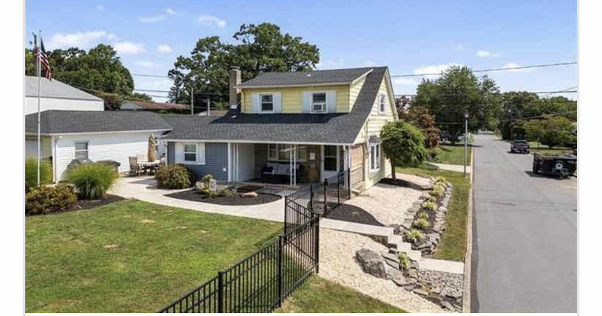 3 Beds, 1.5 Baths Home for $370000 in Allentown, PA | For Sale & Free ...