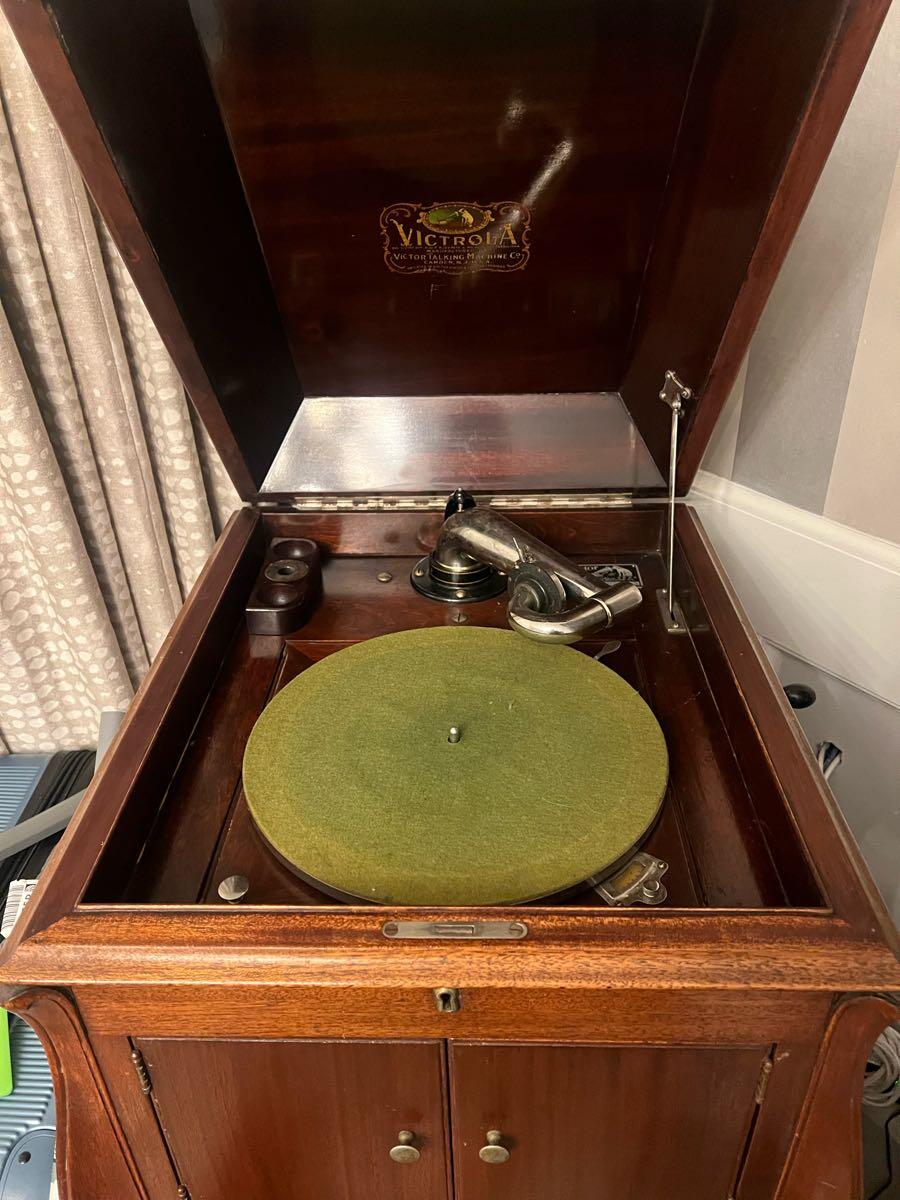 Victrola from 1906 for $200 in Bound Brook, NJ | For Sale & Free — Nextdoor