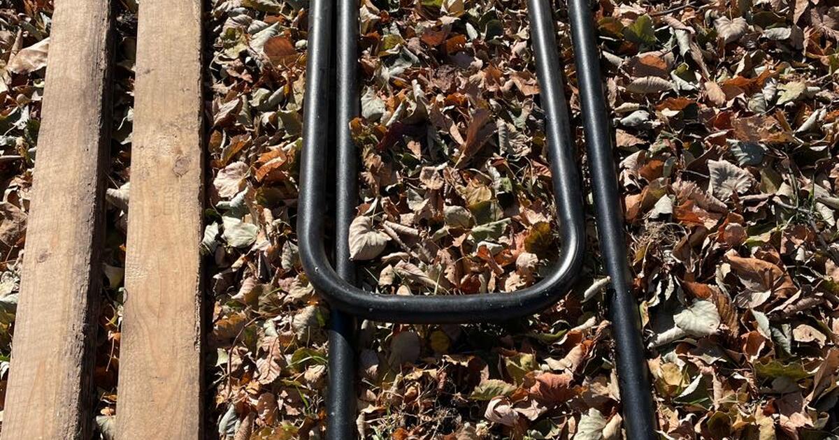 Log rack, Roof rake, fencing with stakes @ zip ties, for Free in ...