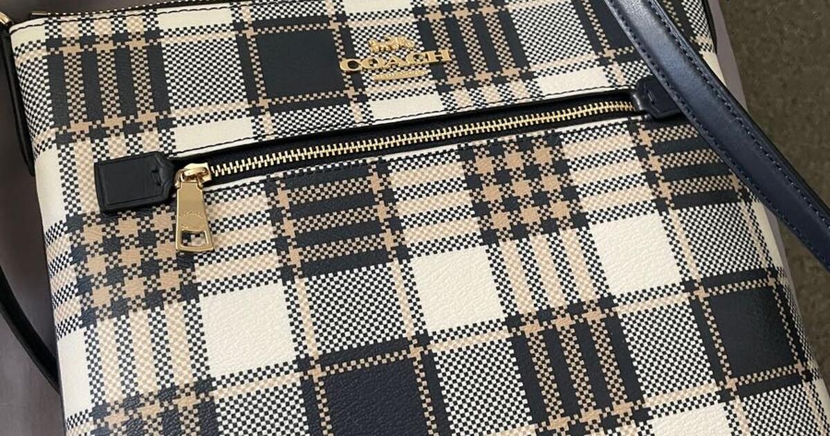 Coach Crossbody Plaid Purse for $80 in San Francisco, CA | Finds — Nextdoor