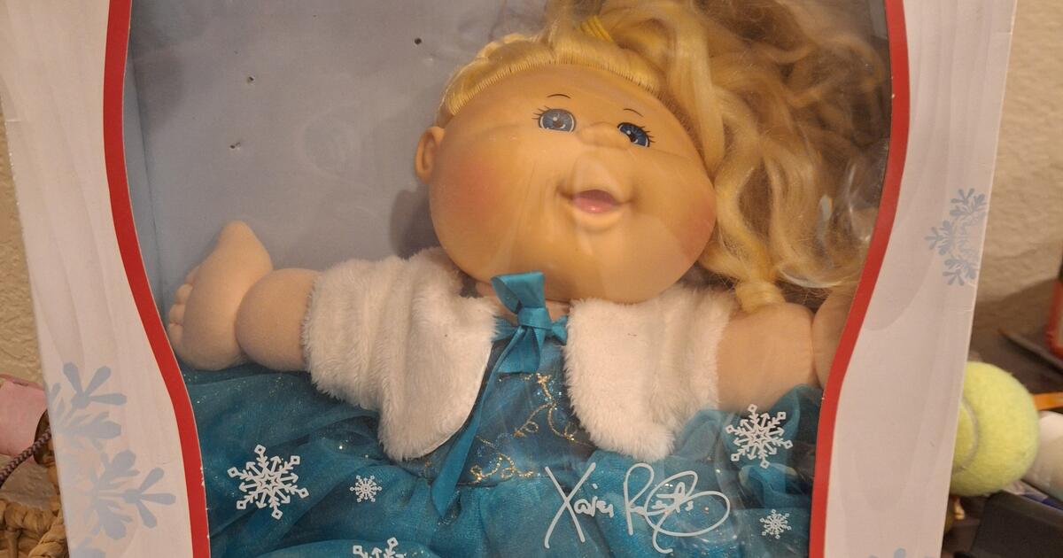 PENDING -- 2016 Cabbage Patch Kids Holiday Edition Doll for Free in Highlands Ranch, CO | For ...