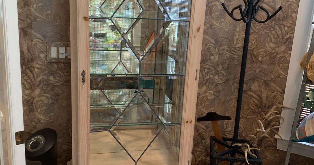 Sturdy curio cabinet for $50 in Ormond Beach, FL | Finds — Nextdoor