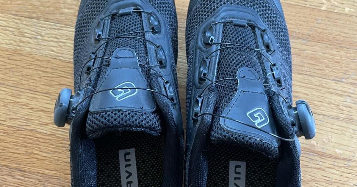 Gavin bike shoes for Free in Long Beach, CA | For Sale & Free — Nextdoor