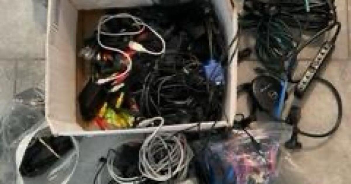 Free Box Of Cables, Digital Tv Tuners With Remote for Free in Orlando ...