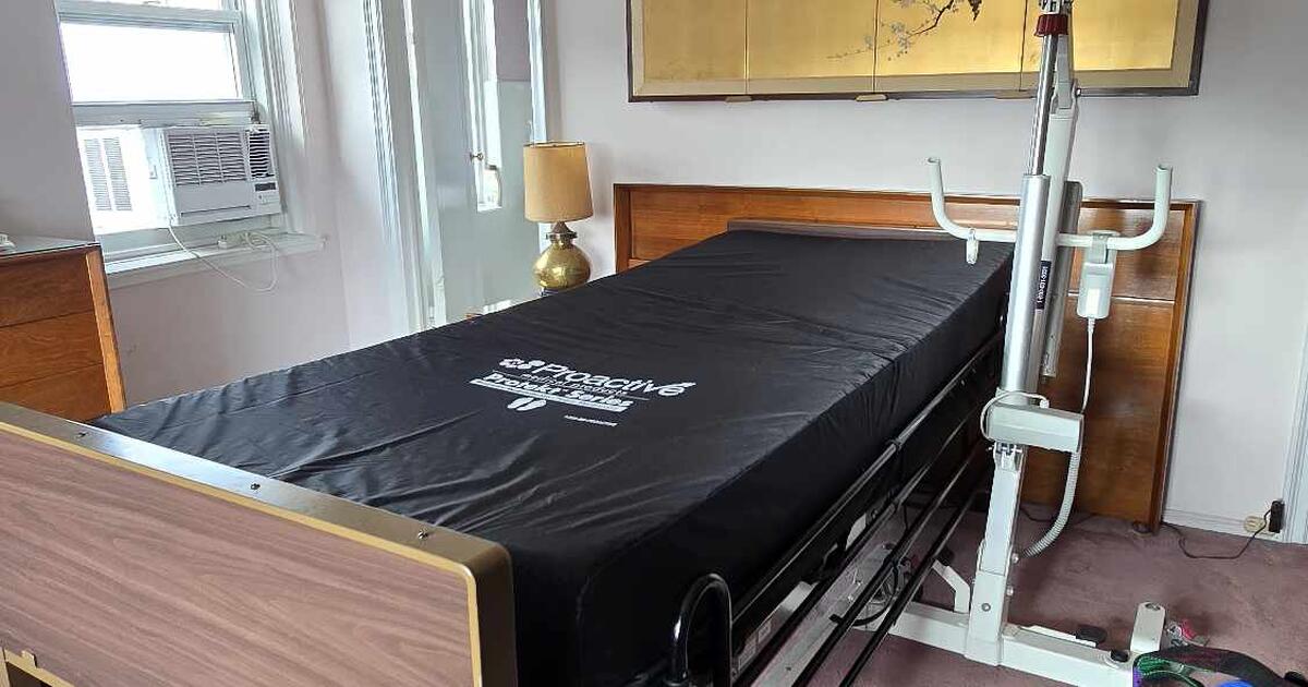 Medline Electric Hospital Bed with Pressure Redistribution Mattress ...