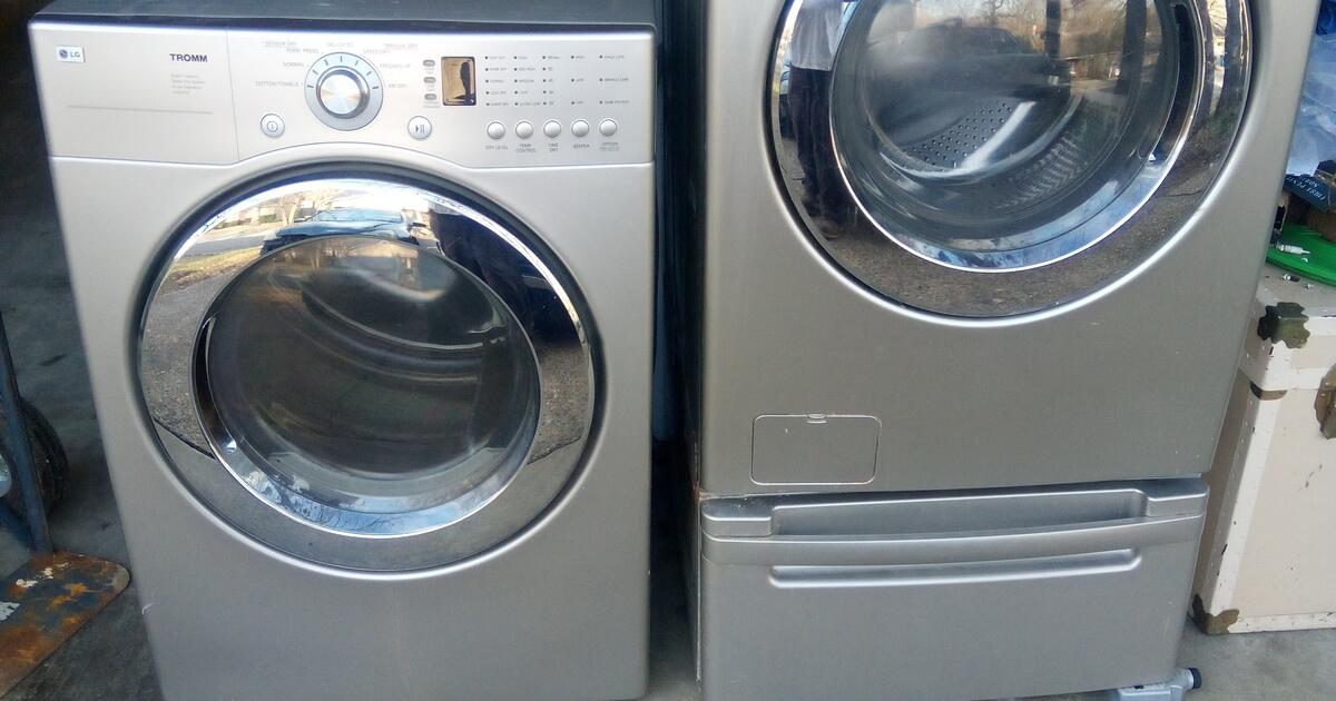 LG TROMM ELECTRIC WASHER AND DRYER For 300 In Maumelle AR For Sale LG TROMM ELECTRIC WASHER AND DRYER For 300 In Maumelle AR For Sale
