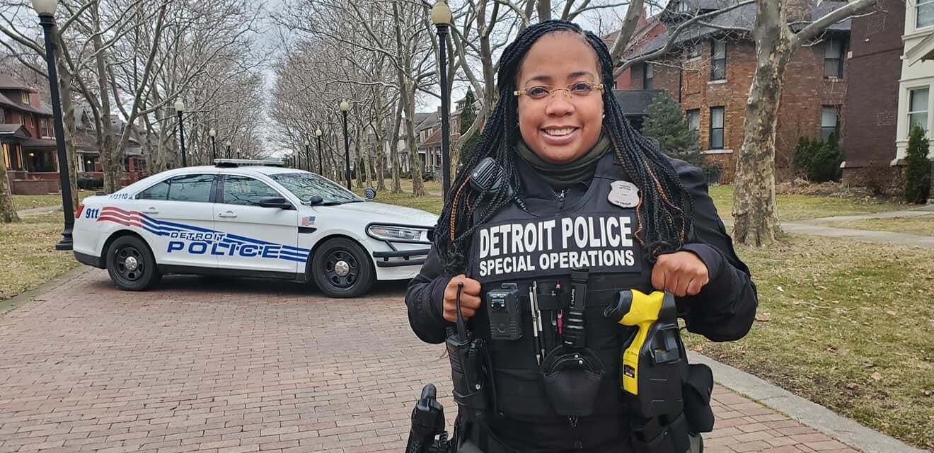 Recognizing Officer Latoya Peacock (Detroit Police Department ...
